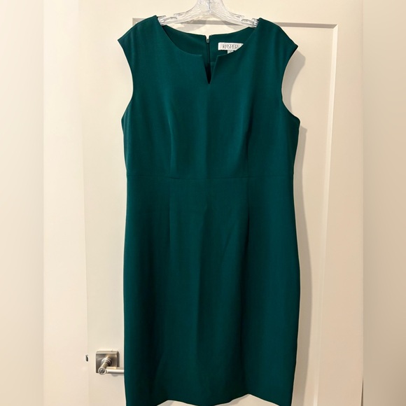 Kasper | Dresses | Kasper Iconic Stretch Crepe Dark Green Sheath Dress ...